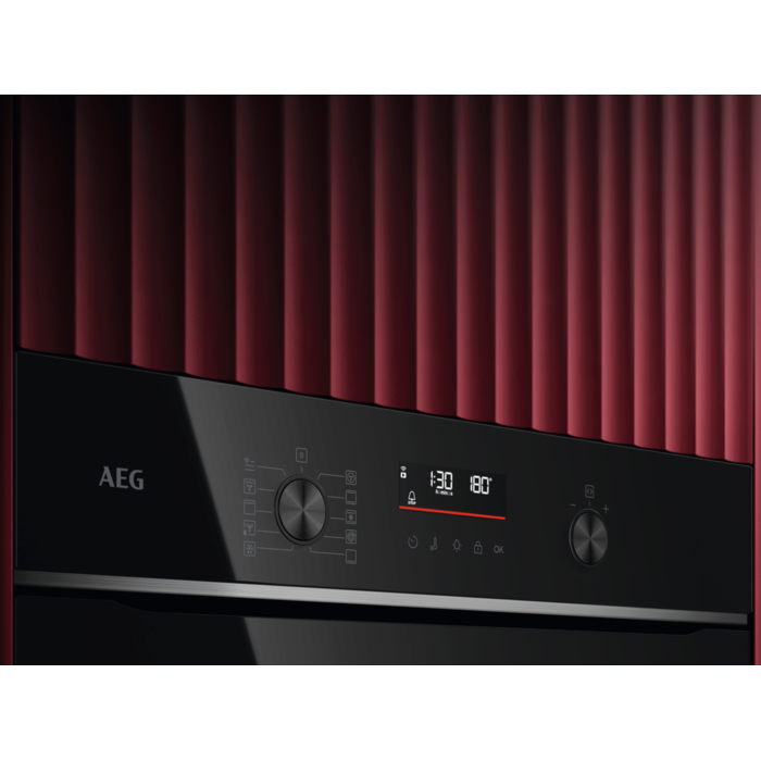 5000 SurroundCook - Heteluchtoven met pyrolysereiniging Inbouwoven | AEG