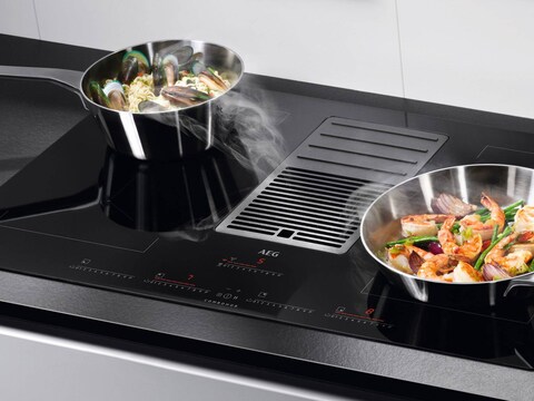 ComboHob | De volledig geïntegreerde kookplaat | AEG